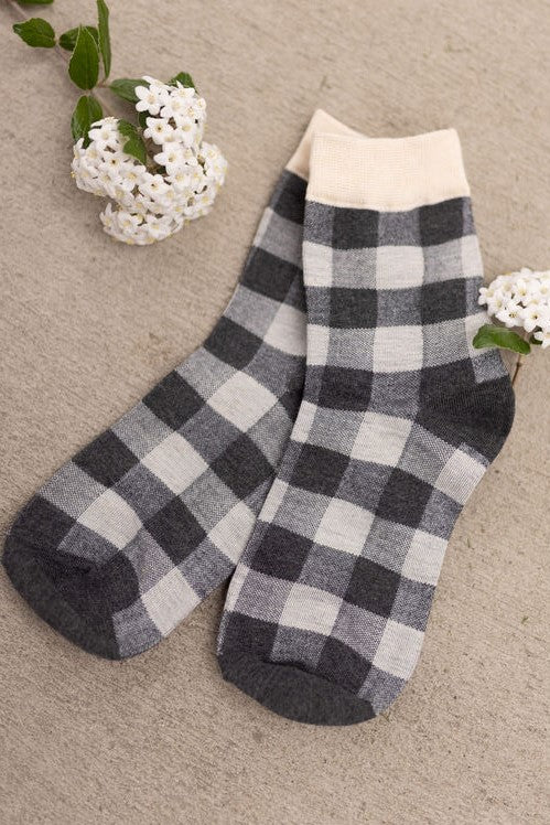 Mad For Plaid Socks – ROBBIE + CO.